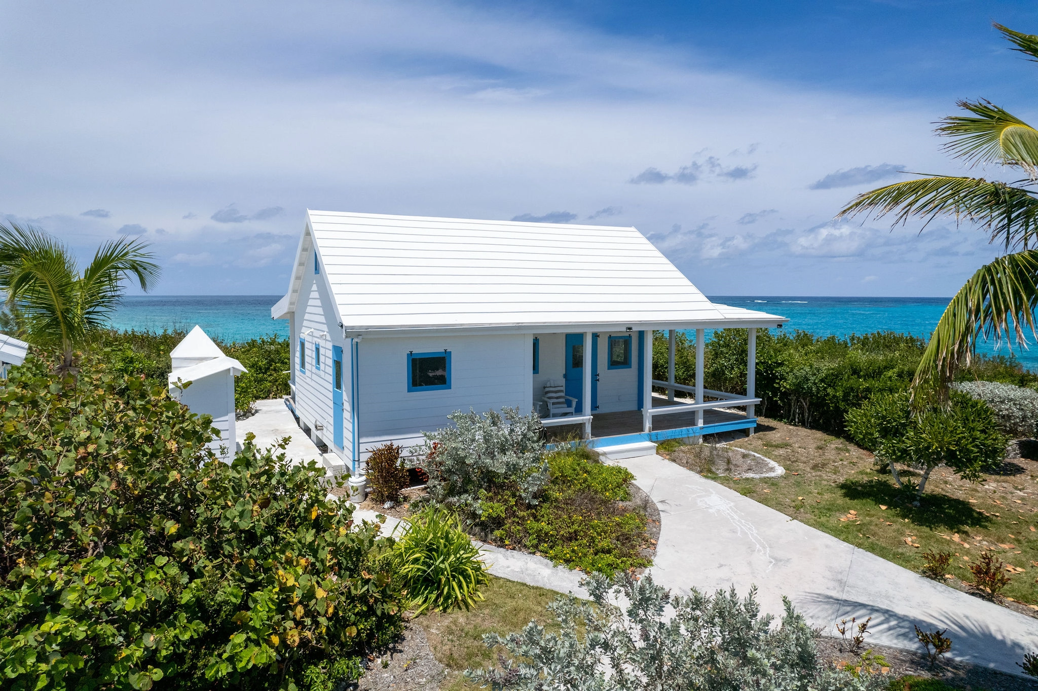 Sea Glass Found: Exclusive Peninsula Retreat in Abaco