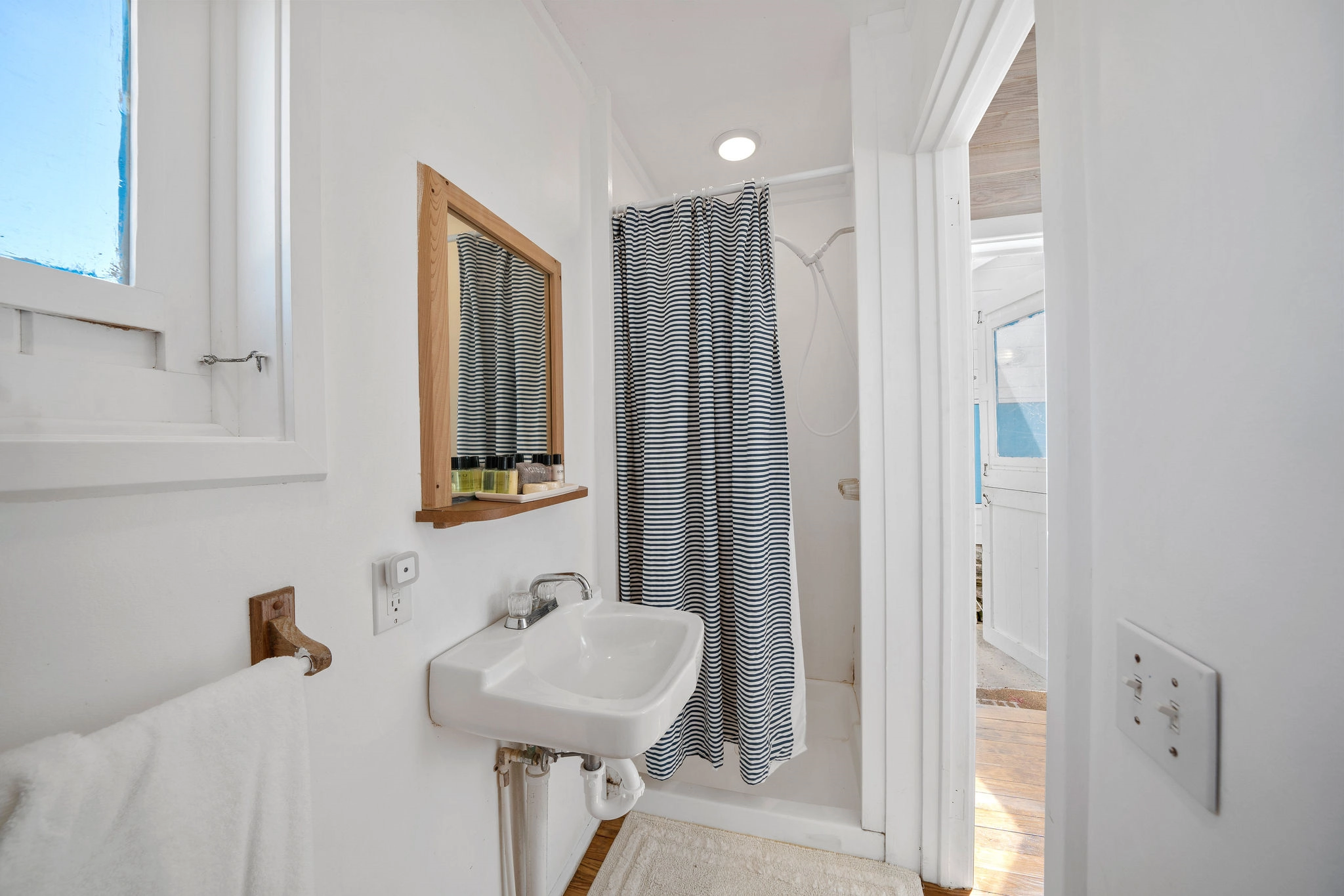 Sea Glass Found: Exclusive Peninsula Retreat in Abaco