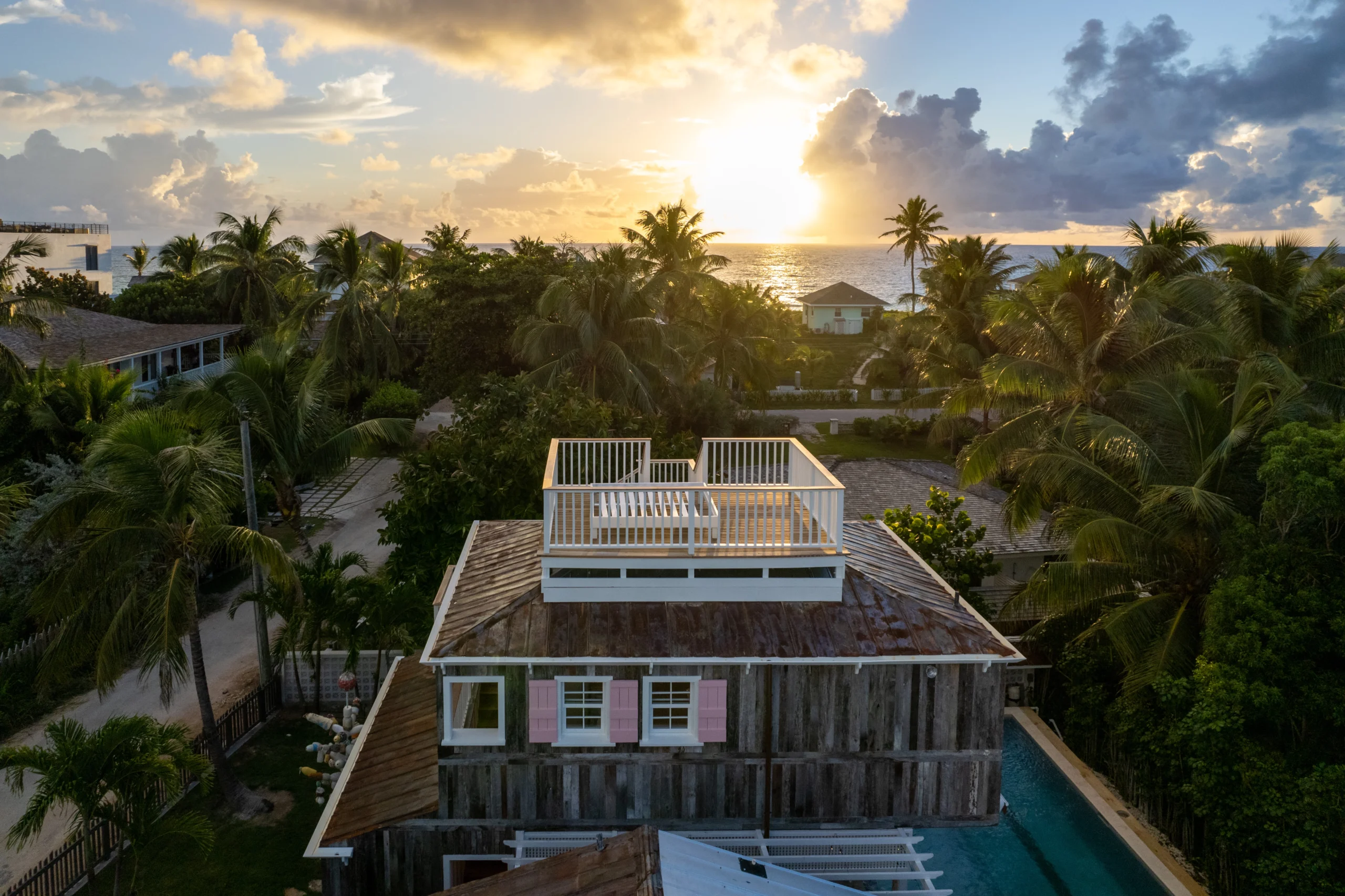 King's Surf Shack: Eco-Friendly Surf Retreat in Harbour Island