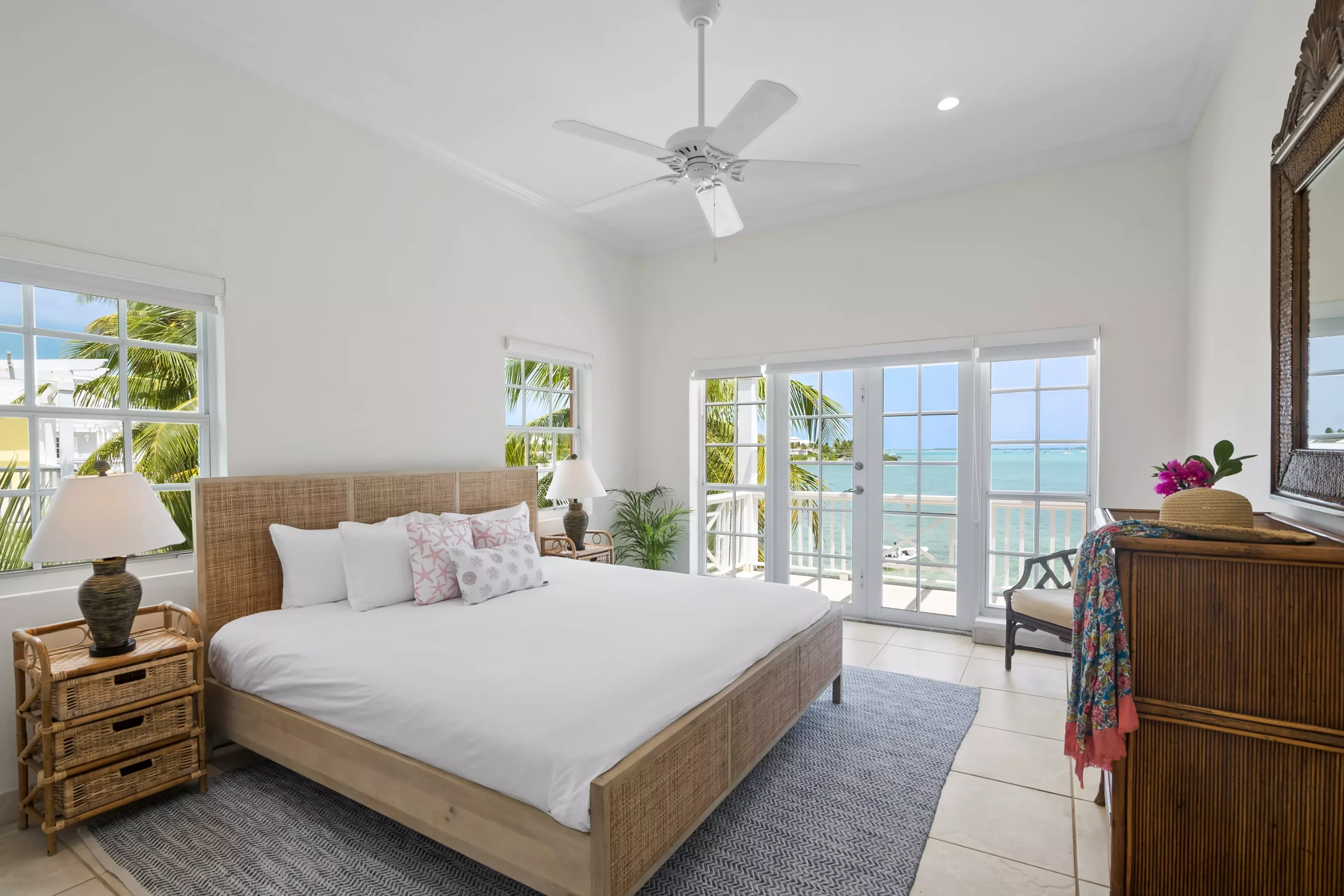 Sea Star Villa: Oceanfront Luxury in February Point, Exuma