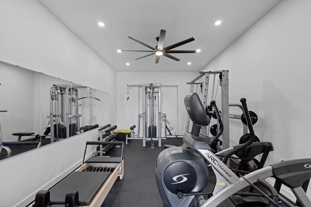 Incommunicado: Luxurious Hope Town Villa with Ocean Views