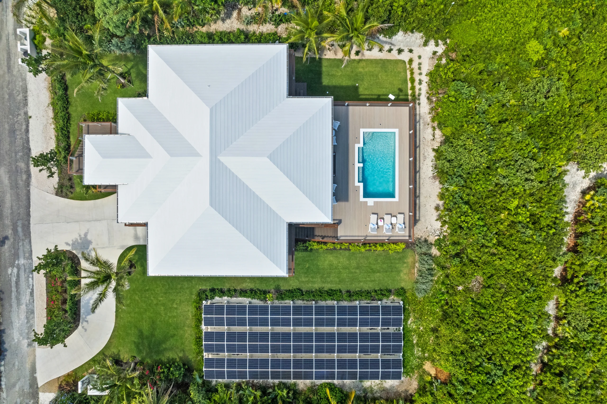 Incommunicado: Luxurious Hope Town Villa with Ocean Views