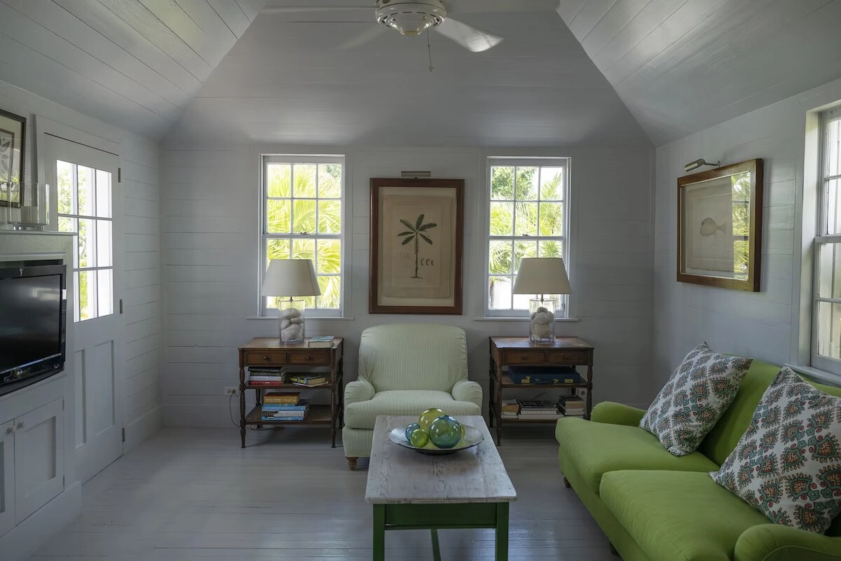 Java House Harbour Island: Historic Luxury for 17 Guests