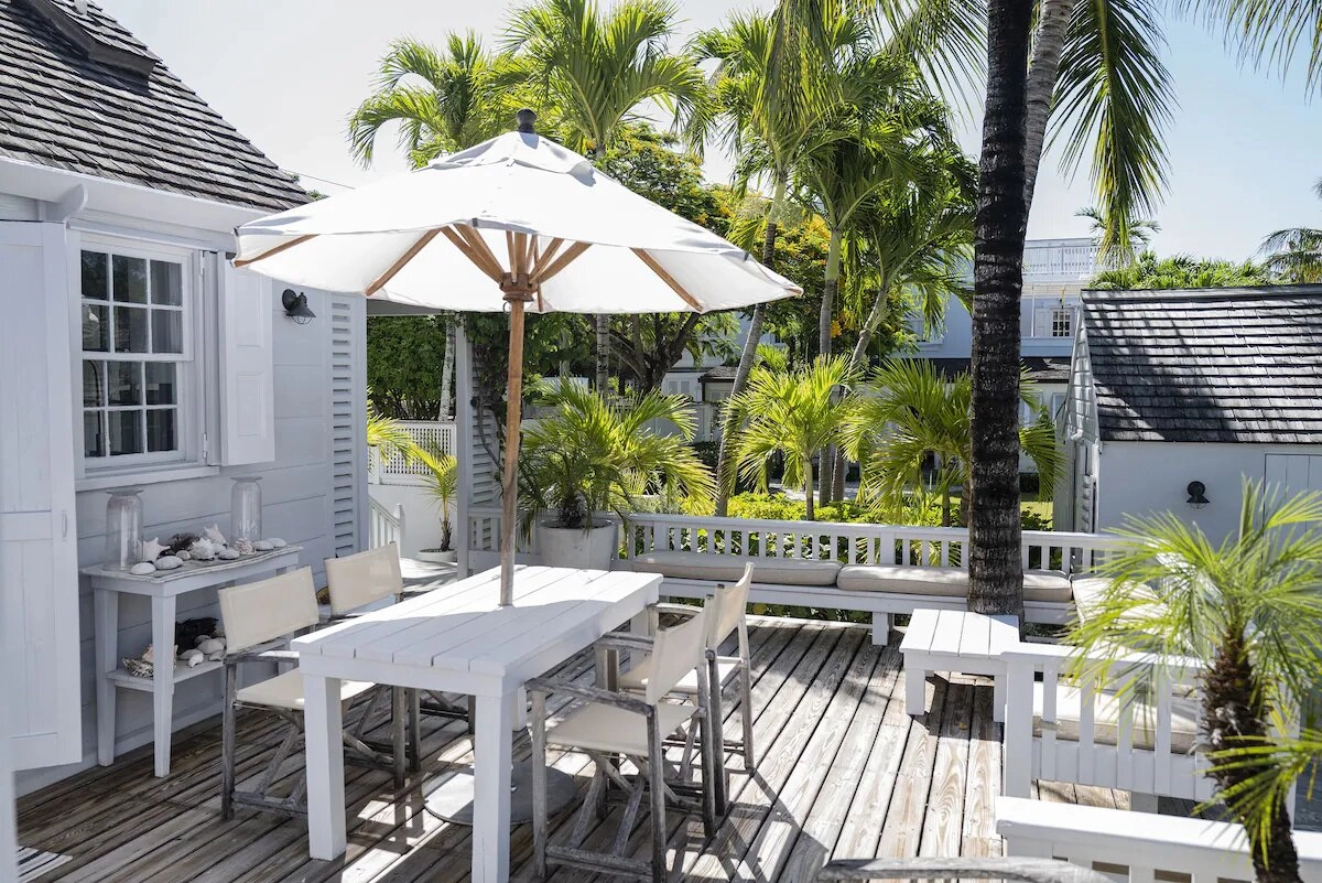 Java House Harbour Island: Historic Luxury for 17 Guests