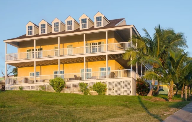 Harbour Island Vacation Rentals in Eleuthera | Villas & Homes