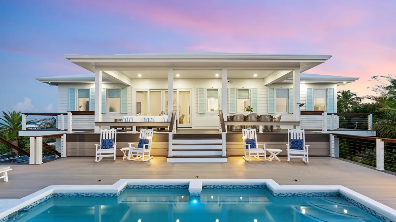 Incommunicado: Luxurious Hope Town Villa with Ocean Views